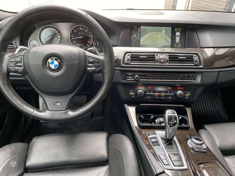 Melns BMW 535 2013 Marijampole, ar dzinēja tilpumu 2.99 L un nobraukumu 299 tūkst. km par 7750 €, foto 35 vietnē AUTOMOTO.COM.LV