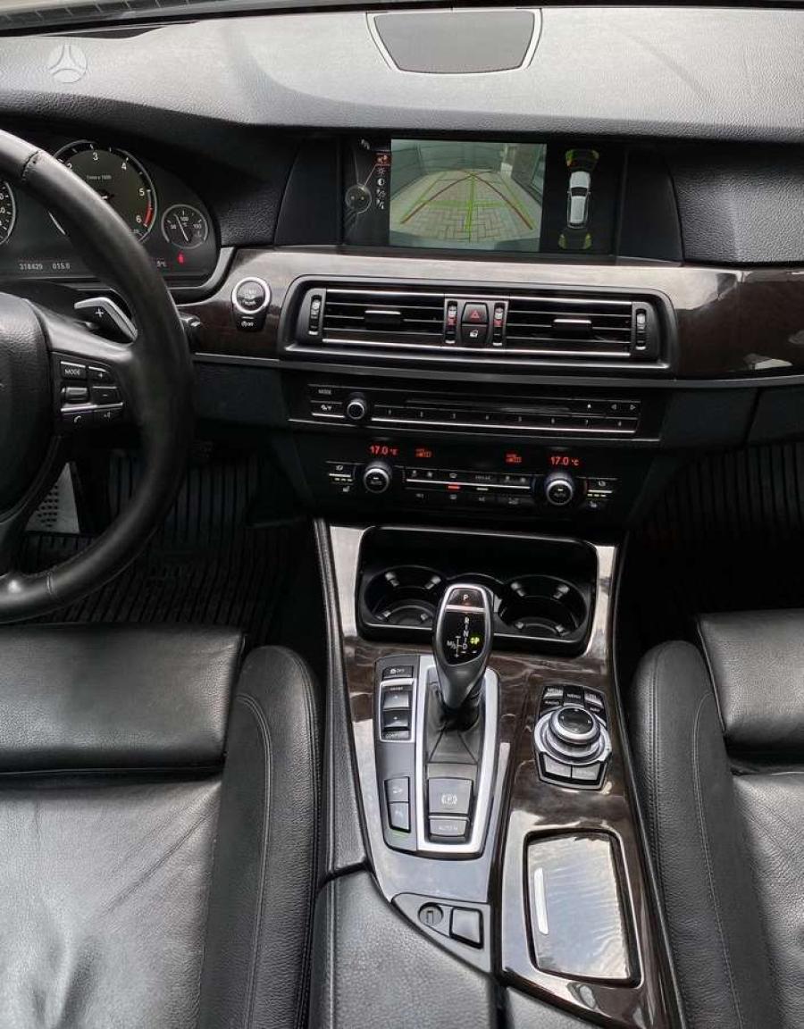 Melns BMW 535 2013 Marijampole, ar dzinēja tilpumu 2.99 L un nobraukumu 299 tūkst. km par 7750 €, foto 38 vietnē AUTOMOTO.COM.LV