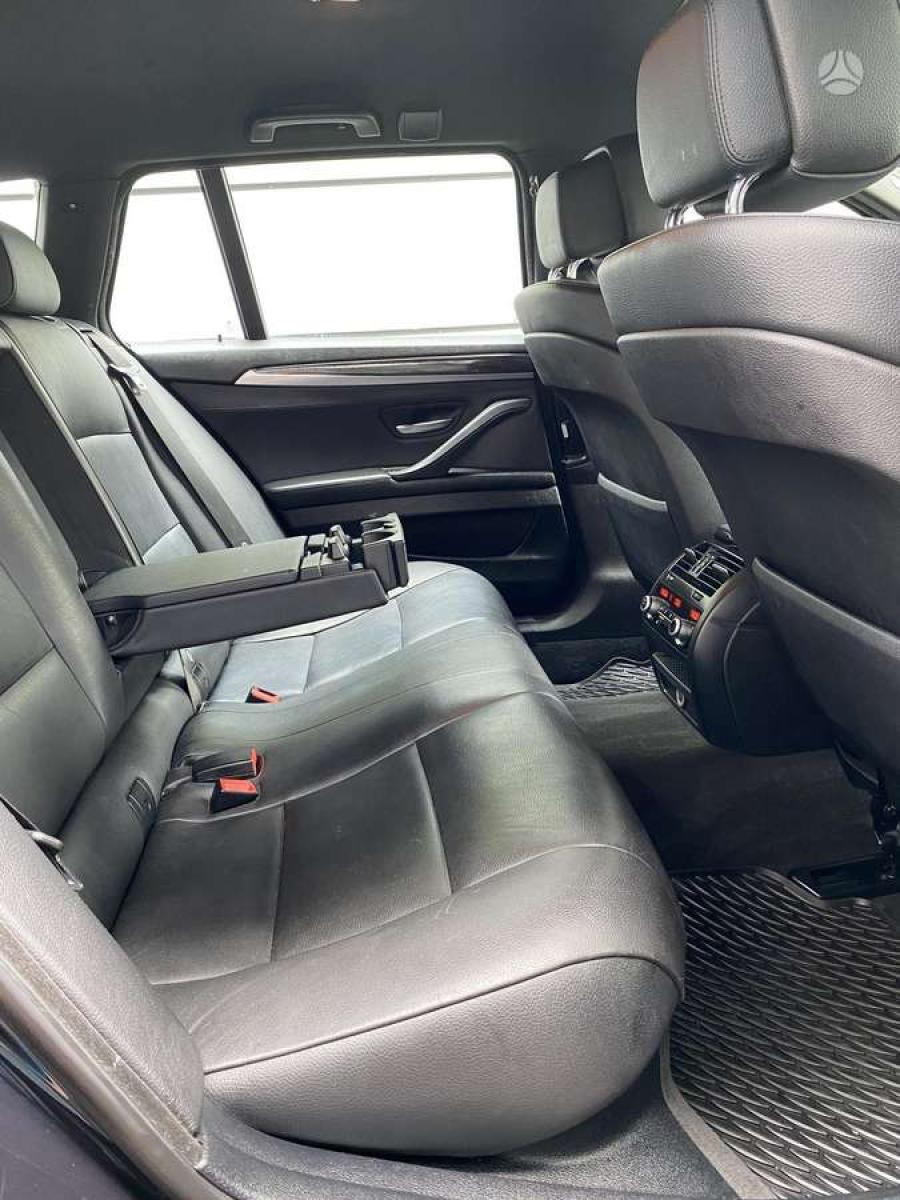 Melns BMW 535 2013 Marijampole, ar dzinēja tilpumu 2.99 L un nobraukumu 299 tūkst. km par 7750 €, foto 43 vietnē AUTOMOTO.COM.LV