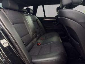 Black BMW 535 2013 in Kaunas, with an engine capacity of 3.00 L and mileage of 320 thousand km for 10499 €, photo 10 on AUTOMOTO.COM.LV