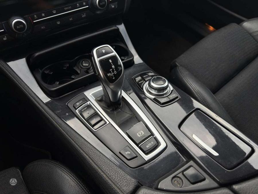 Black BMW 535 2013 in Kaunas, with an engine capacity of 3.00 L and mileage of 320 thousand km for 10499 €, photo 15 on AUTOMOTO.COM.LV