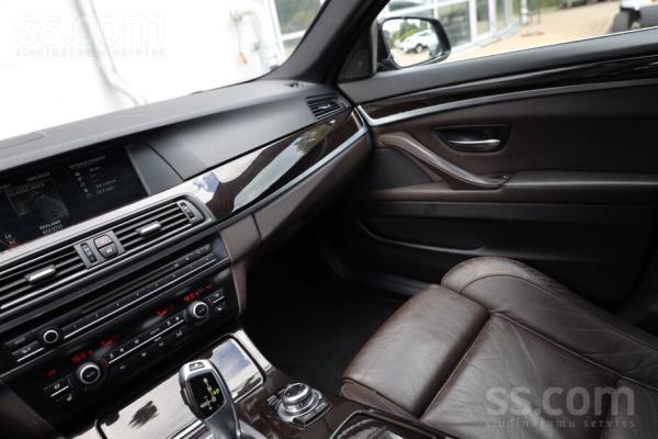 Melns BMW 535 2013 Rīga, ar dzinēja tilpumu 3.00 L un nobraukumu 448 tūkst. km par 6995 €, foto 10 vietnē AUTOMOTO.COM.LV