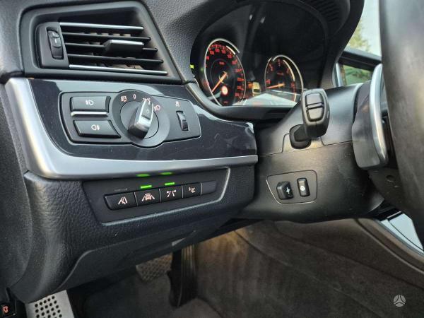 Black BMW 535 2013 in Utena, with an engine capacity of 2.99 L and mileage of 233 thousand km for 10000 €, photo 10 on AUTOMOTO.COM.LV