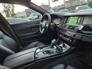 Black BMW 535 2013 in Utena, with an engine capacity of 2.99 L and mileage of 233 thousand km for 10000 €, photo 12 on AUTOMOTO.COM.LV