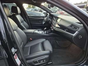 Black BMW 535 2013 in Utena, with an engine capacity of 2.99 L and mileage of 233 thousand km for 10000 €, photo 15 on AUTOMOTO.COM.LV