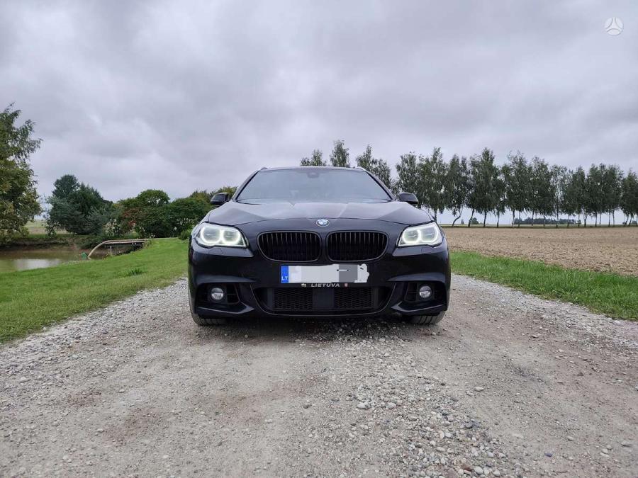 Black BMW 535 2014 in Sakiai, with an engine capacity of 3.00 L and mileage of 312 thousand km for 13000 €, photo 8 on AUTOMOTO.COM.LV