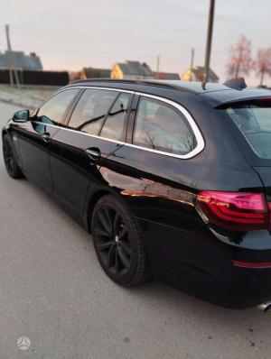 Black BMW 535 2014 in Marijampole, with an engine capacity of 2.99 L and mileage of 236 thousand km for 9600 €, photo 5 on AUTOMOTO.COM.LV