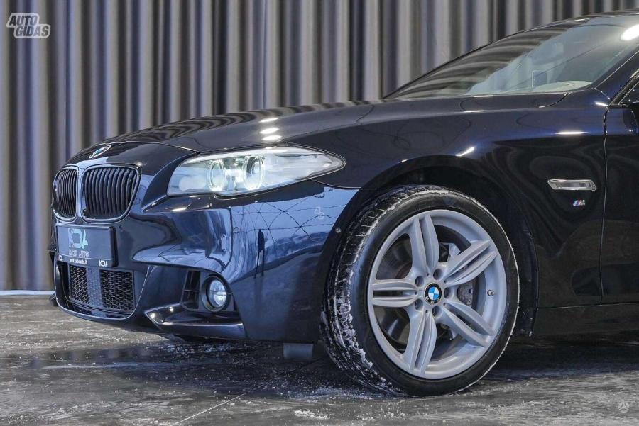 Black BMW 535 2014 in Marijampole, with an engine capacity of 3.00 L and mileage of 265 thousand km for 13950 €, photo 6 on AUTOMOTO.COM.LV