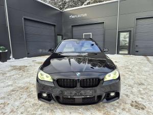 Black BMW 535 2014 in Utena, with an engine capacity of 2.99 L and mileage of 305 thousand km for 12990 €, photo 7 on AUTOMOTO.COM.LV