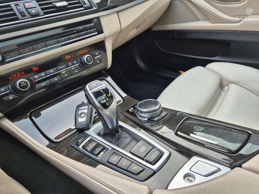 Black BMW 535 2014 in Utena, with an engine capacity of 2.99 L and mileage of 305 thousand km for 12990 €, photo 20 on AUTOMOTO.COM.LV