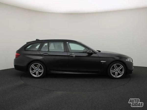 Melns BMW 535 2014 Viļņa, ar dzinēja tilpumu 3.00 L un nobraukumu 241 tūkst. km par 14399 €, foto 9 vietnē AUTOMOTO.COM.LV