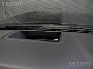 Black BMW 535 2014 in Riga, with an engine capacity of 3.00 L and mileage of 288 thousand km for 11900 €, photo 13 on AUTOMOTO.COM.LV