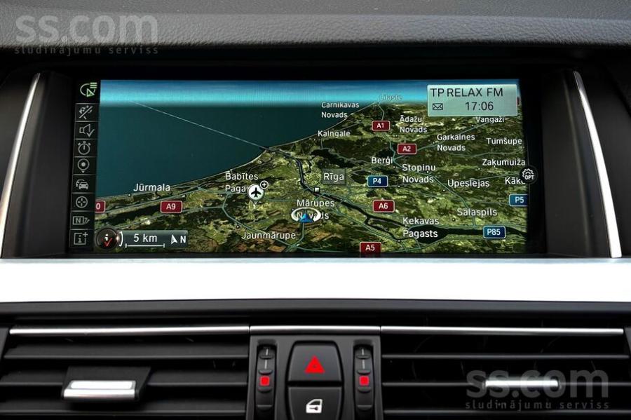 Black BMW 535 2014 in Riga, with an engine capacity of 3.00 L and mileage of 288 thousand km for 11900 €, photo 16 on AUTOMOTO.COM.LV
