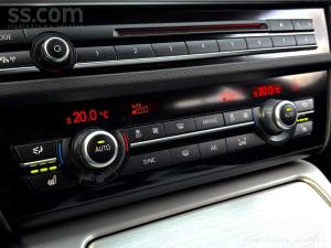 Black BMW 535 2014 in Riga, with an engine capacity of 3.00 L and mileage of 288 thousand km for 11900 €, photo 22 on AUTOMOTO.COM.LV