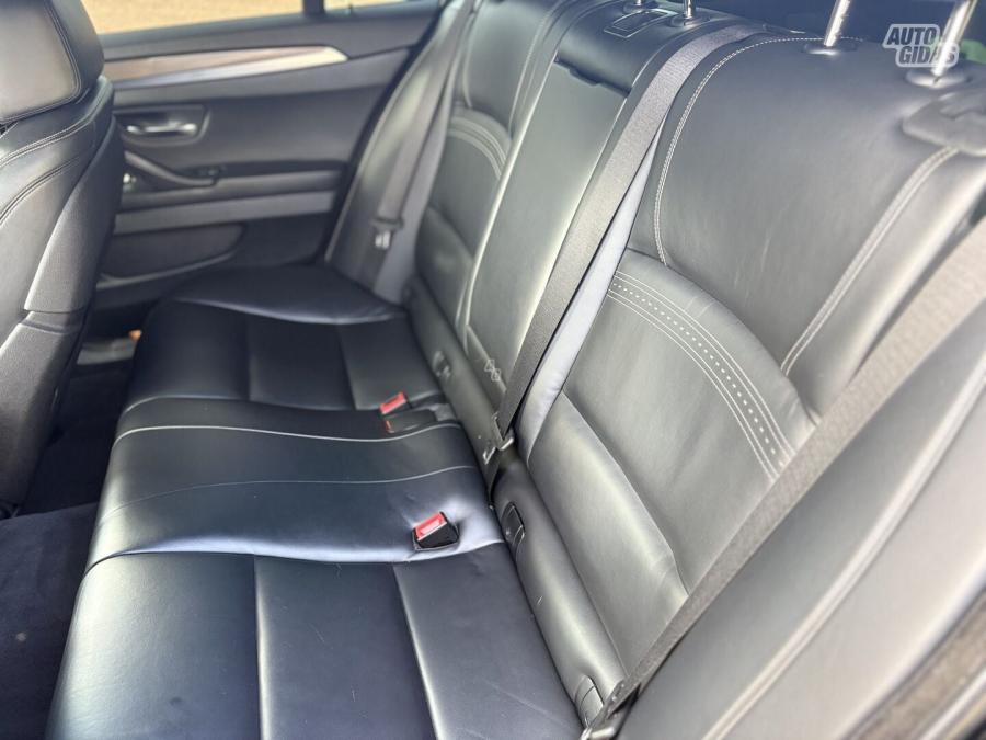 Melns BMW 535 2014 Marijampole, ar dzinēja tilpumu 3.00 L un nobraukumu 360 tūkst. km par 12000 €, foto 14 vietnē AUTOMOTO.COM.LV
