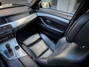 Melns BMW 535 2014 Rīga, ar dzinēja tilpumu 3.00 L un nobraukumu 272 tūkst. km par 12900 €, foto 21 vietnē AUTOMOTO.COM.LV