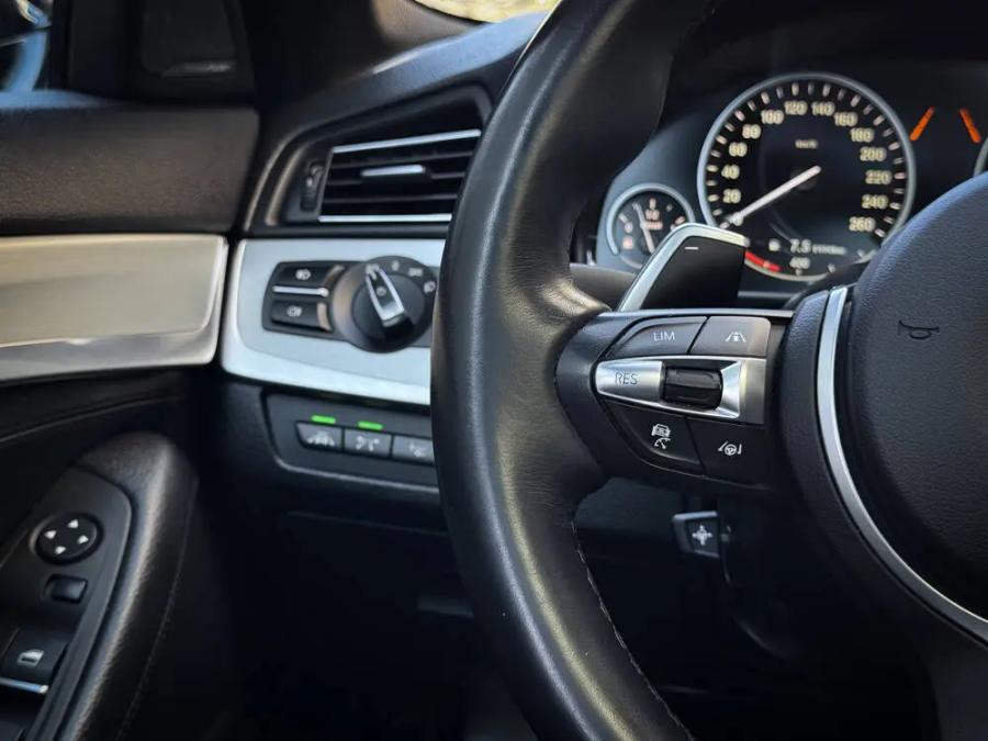 Melns BMW 535 2014 Rīga, ar dzinēja tilpumu 3.00 L un nobraukumu 272 tūkst. km par 12900 €, foto 22 vietnē AUTOMOTO.COM.LV