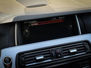 Melns BMW 535 2014 Rīga, ar dzinēja tilpumu 3.00 L un nobraukumu 272 tūkst. km par 12900 €, foto 29 vietnē AUTOMOTO.COM.LV