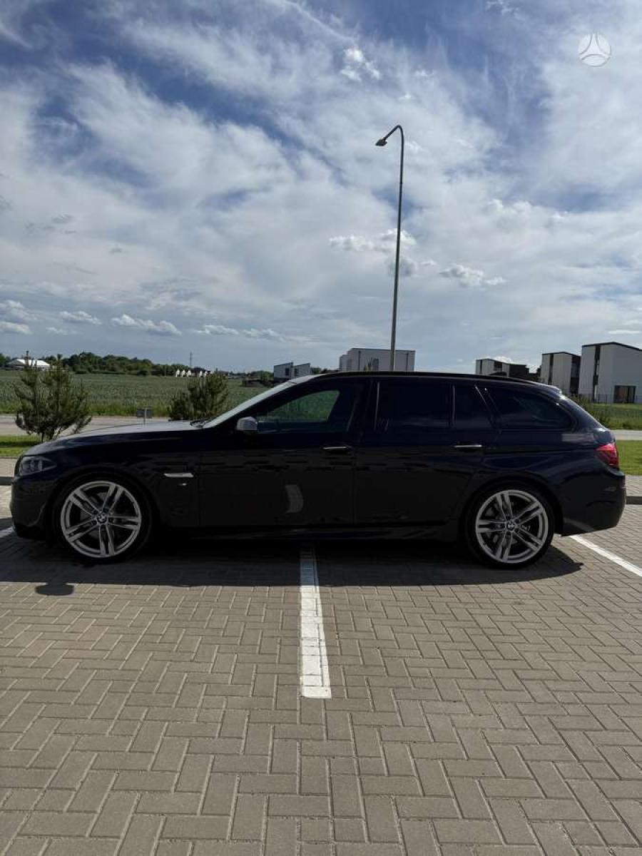 Melns BMW 535 2014 Kauņa, ar dzinēja tilpumu 2.99 L un nobraukumu 270 tūkst. km par 14000 €, foto 3 vietnē AUTOMOTO.COM.LV