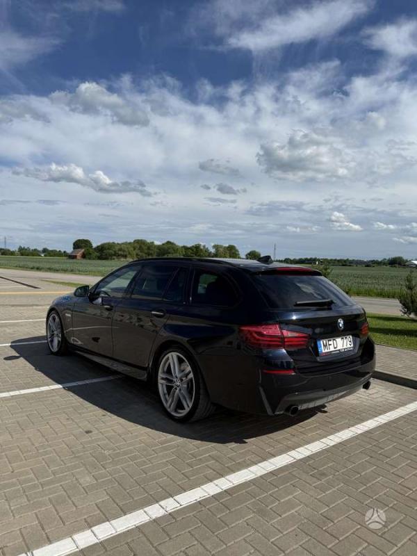 Black BMW 535 2014 in Kaunas, with an engine capacity of 2.99 L and mileage of 270 thousand km for 14000 €, photo 3 on AUTOMOTO.COM.LV