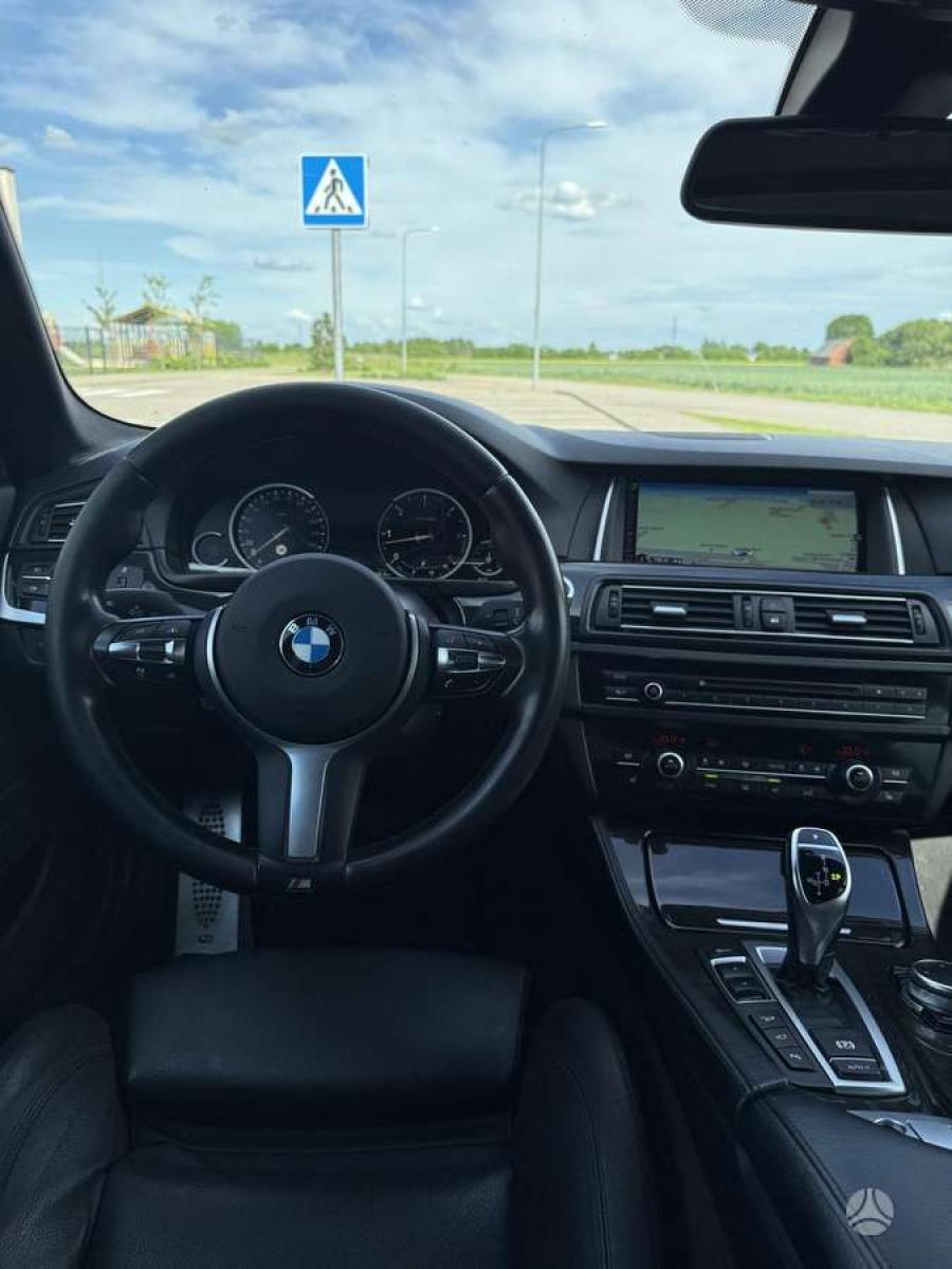 Melns BMW 535 2014 Kauņa, ar dzinēja tilpumu 2.99 L un nobraukumu 270 tūkst. km par 14000 €, foto 15 vietnē AUTOMOTO.COM.LV