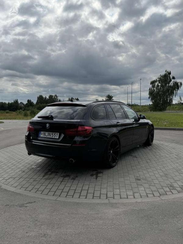 Black BMW 535 2014 in Vilnius, with an engine capacity of 2.99 L and mileage of 221 thousand km for 12990 €, photo 7 on AUTOMOTO.COM.LV