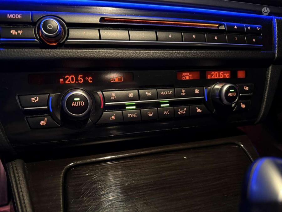 Черный БМВ 535 2014 в Вильнюс, объемом двигателя 2.99 л и пробегом 221 тыс. км за 12990 €, фото 24 на AUTOMOTO.COM.LV