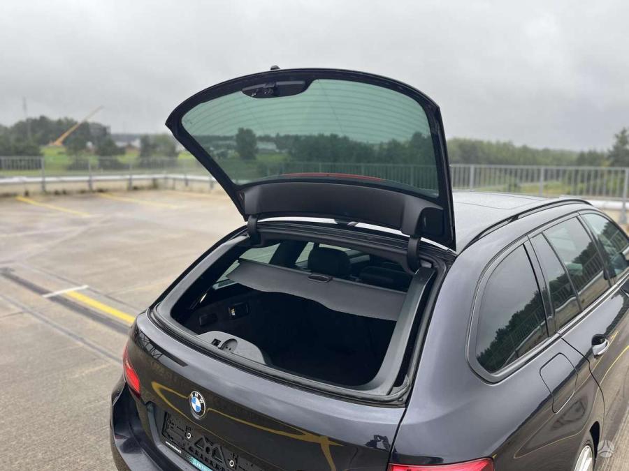 Black BMW 535 2014 in Vilnius, with an engine capacity of 2.99 L and mileage of 258 thousand km for 11999 €, photo 11 on AUTOMOTO.COM.LV