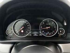 Black BMW 535 2014 in Vilnius, with an engine capacity of 2.99 L and mileage of 258 thousand km for 11999 €, photo 20 on AUTOMOTO.COM.LV