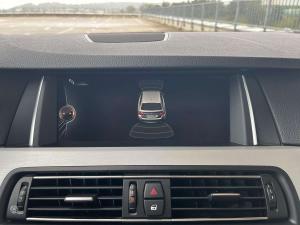 Black BMW 535 2014 in Vilnius, with an engine capacity of 2.99 L and mileage of 258 thousand km for 11999 €, photo 22 on AUTOMOTO.COM.LV