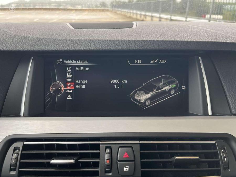 Black BMW 535 2014 in Vilnius, with an engine capacity of 2.99 L and mileage of 258 thousand km for 11999 €, photo 24 on AUTOMOTO.COM.LV