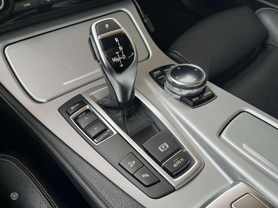 Black BMW 535 2014 in Vilnius, with an engine capacity of 2.99 L and mileage of 258 thousand km for 11999 €, photo 27 on AUTOMOTO.COM.LV
