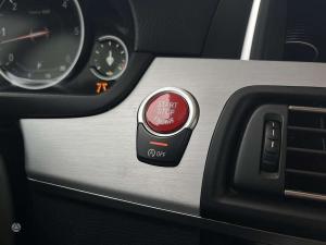 Black BMW 535 2014 in Vilnius, with an engine capacity of 2.99 L and mileage of 258 thousand km for 11999 €, photo 29 on AUTOMOTO.COM.LV
