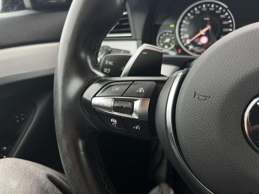 Black BMW 535 2014 in Vilnius, with an engine capacity of 2.99 L and mileage of 258 thousand km for 11999 €, photo 30 on AUTOMOTO.COM.LV