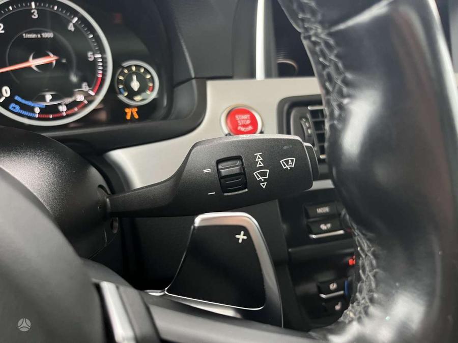 Black BMW 535 2014 in Vilnius, with an engine capacity of 2.99 L and mileage of 258 thousand km for 11999 €, photo 33 on AUTOMOTO.COM.LV