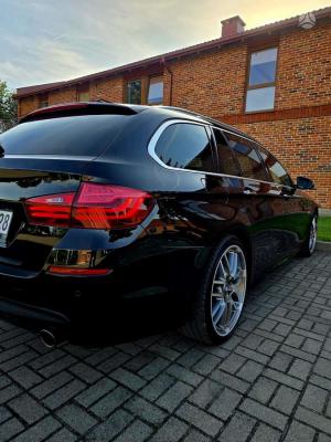 Melns BMW 535 2014 Marijampole, ar dzinēja tilpumu 3.00 L un nobraukumu 180 tūkst. km par 12900 €, foto 13 vietnē AUTOMOTO.COM.LV