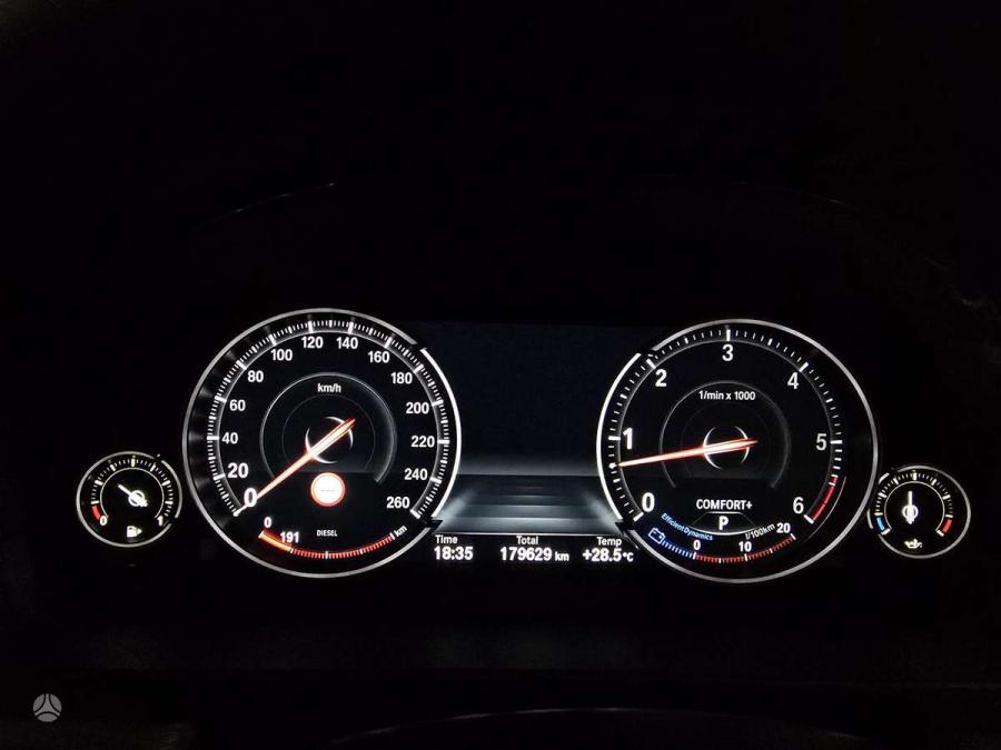 Melns BMW 535 2014 Marijampole, ar dzinēja tilpumu 3.00 L un nobraukumu 180 tūkst. km par 12900 €, foto 22 vietnē AUTOMOTO.COM.LV