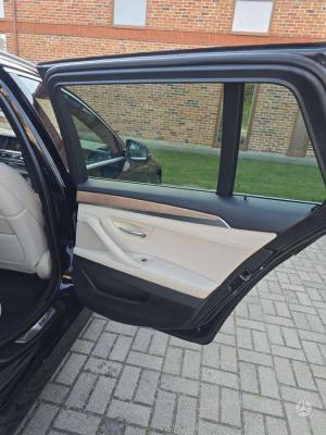 Melns BMW 535 2014 Marijampole, ar dzinēja tilpumu 3.00 L un nobraukumu 180 tūkst. km par 12900 €, foto 30 vietnē AUTOMOTO.COM.LV