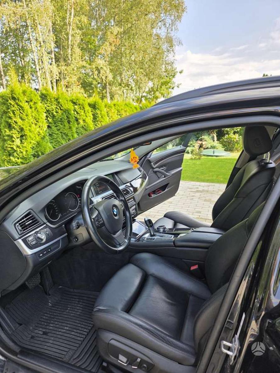 Melns BMW 535 2014 Radviliškis, ar dzinēja tilpumu 2.99 L un nobraukumu 365 tūkst. km par 8500 €, foto 14 vietnē AUTOMOTO.COM.LV