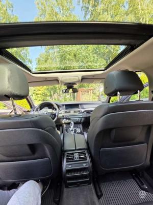 Melns BMW 535 2014 Radviliškis, ar dzinēja tilpumu 2.99 L un nobraukumu 365 tūkst. km par 8500 €, foto 21 vietnē AUTOMOTO.COM.LV