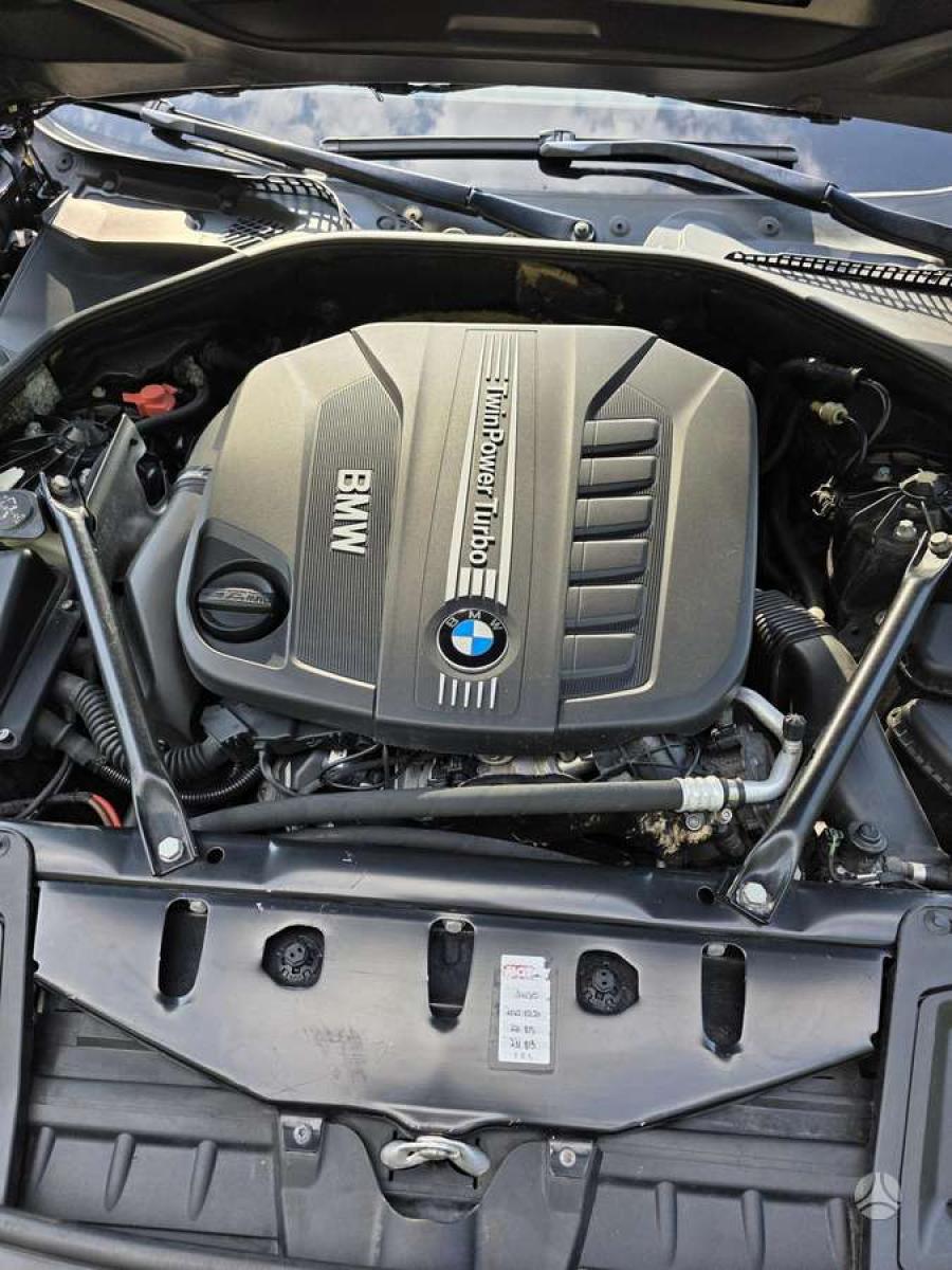 Melns BMW 535 2014 Radviliškis, ar dzinēja tilpumu 2.99 L un nobraukumu 365 tūkst. km par 8500 €, foto 24 vietnē AUTOMOTO.COM.LV