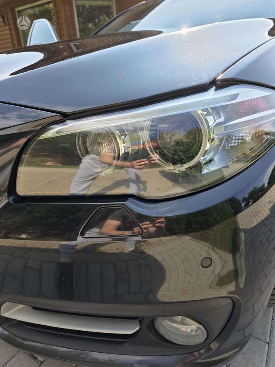 Melns BMW 535 2014 Radviliškis, ar dzinēja tilpumu 2.99 L un nobraukumu 365 tūkst. km par 8500 €, foto 28 vietnē AUTOMOTO.COM.LV