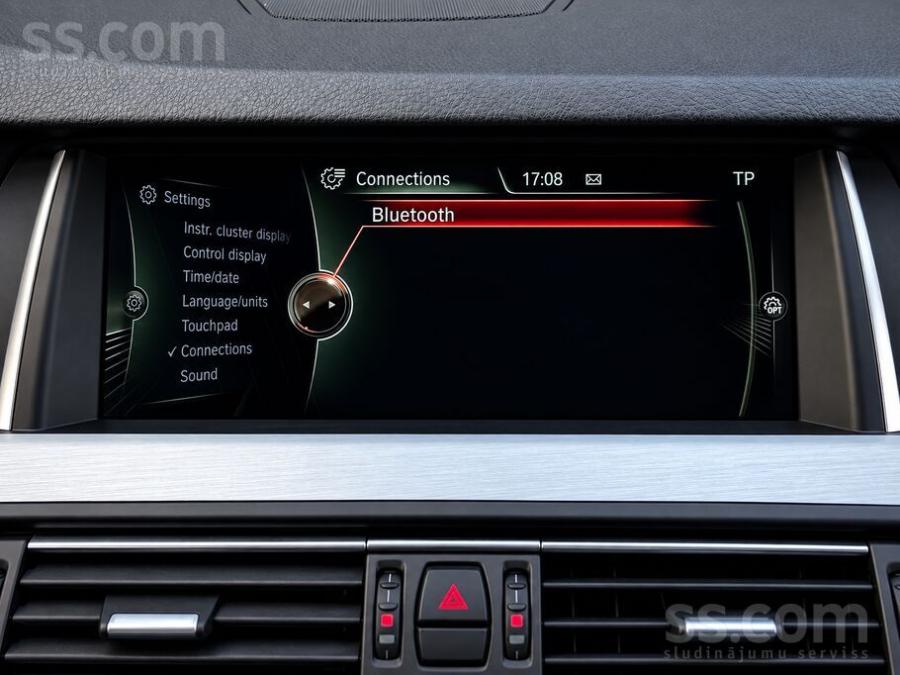 Melns BMW 535 2014 Rīga, ar dzinēja tilpumu 3.00 L un nobraukumu 288 tūkst. km par 12400 €, foto 17 vietnē AUTOMOTO.COM.LV