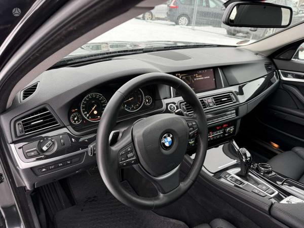Black BMW 535 2015 in Marijampole, with an engine capacity of 2.99 L and mileage of 260 thousand km for 14300 €, photo 10 on AUTOMOTO.COM.LV