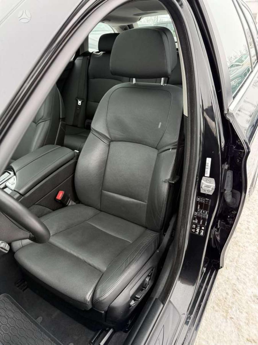 Melns BMW 535 2015 Marijampole, ar dzinēja tilpumu 2.99 L un nobraukumu 260 tūkst. km par 14300 €, foto 16 vietnē AUTOMOTO.COM.LV