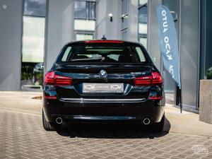 Black BMW 535 2015 in Marijampole, with an engine capacity of 3.00 L and mileage of 337 thousand km for 10650 €, photo 10 on AUTOMOTO.COM.LV