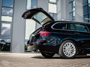 Black BMW 535 2015 in Marijampole, with an engine capacity of 3.00 L and mileage of 337 thousand km for 10650 €, photo 12 on AUTOMOTO.COM.LV