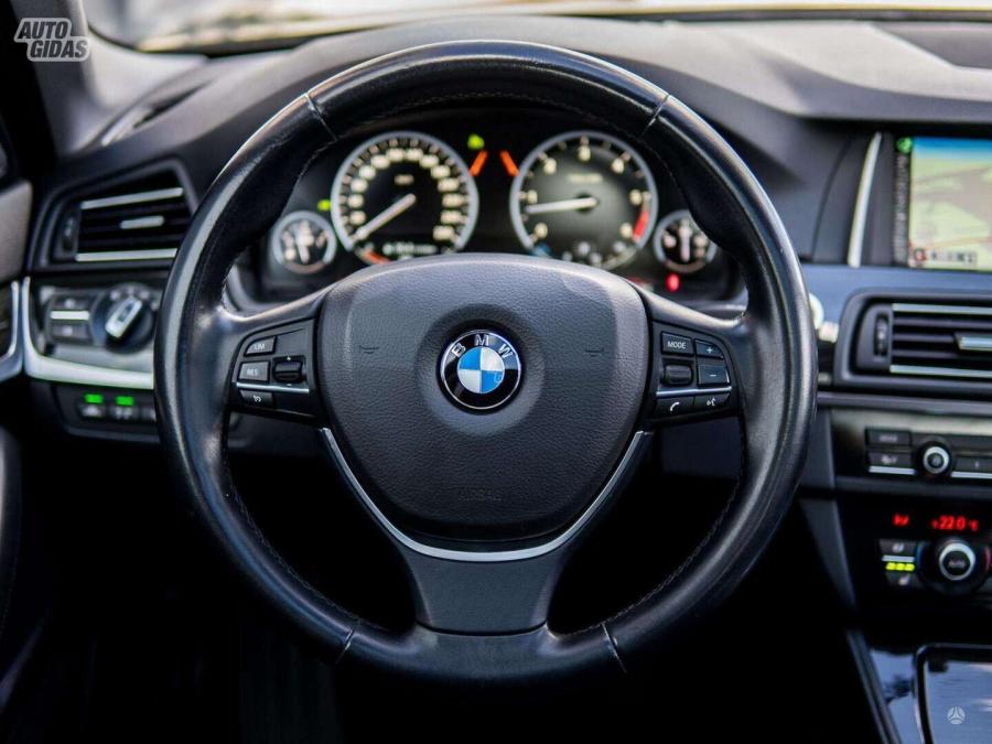 Black BMW 535 2015 in Marijampole, with an engine capacity of 3.00 L and mileage of 337 thousand km for 10650 €, photo 16 on AUTOMOTO.COM.LV