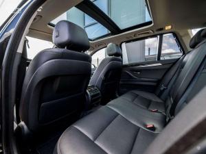 Black BMW 535 2015 in Marijampole, with an engine capacity of 3.00 L and mileage of 337 thousand km for 10650 €, photo 28 on AUTOMOTO.COM.LV
