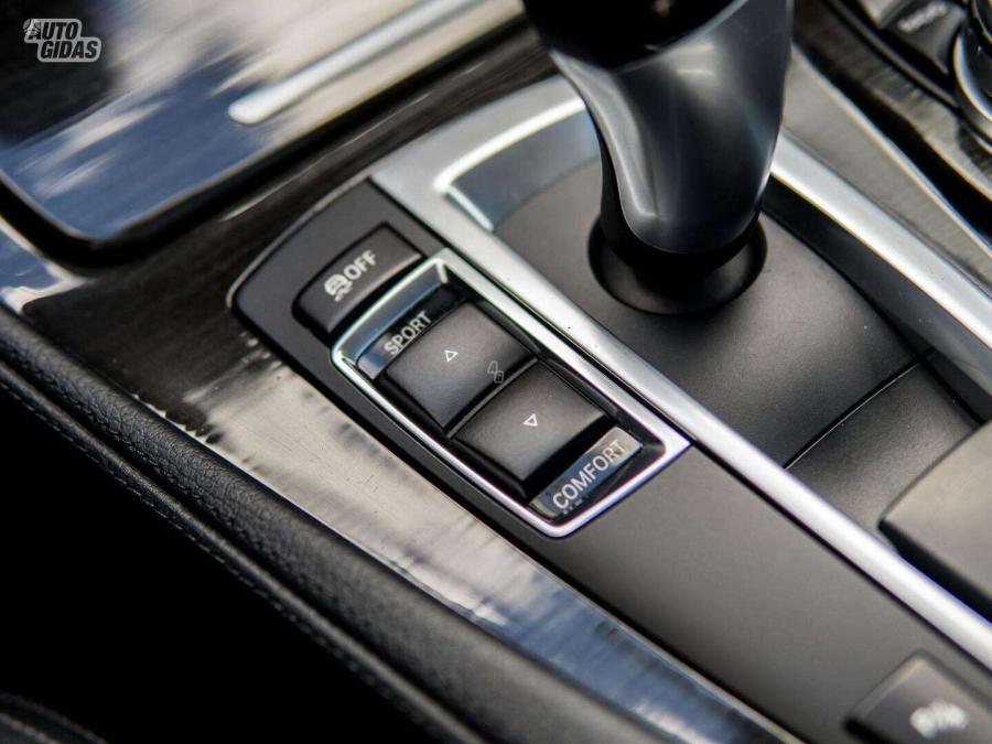 Black BMW 535 2015 in Marijampole, with an engine capacity of 3.00 L and mileage of 337 thousand km for 10650 €, photo 36 on AUTOMOTO.COM.LV